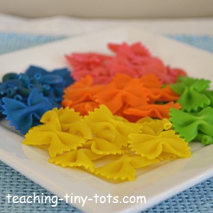 Colored Pasta. Hands On Counting, Sorting, and Pattern Activities