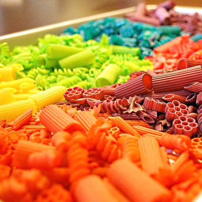 Colored Pasta. Hands On Counting, Sorting, and Pattern Activities